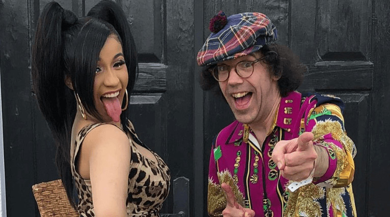 How to Get Interviewed by Nardwuar – aGOODoutfit