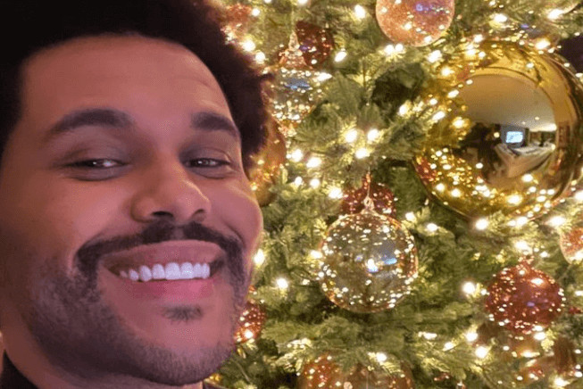 The Weeknd Has Finished Decorating His Christmas Tree – aGOODoutfit